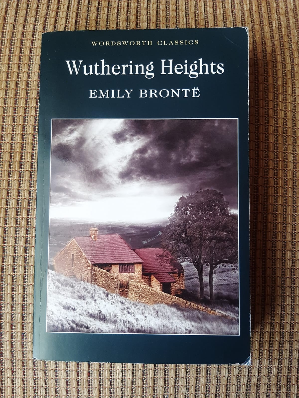 Wuthering Heights - Emily Brontë