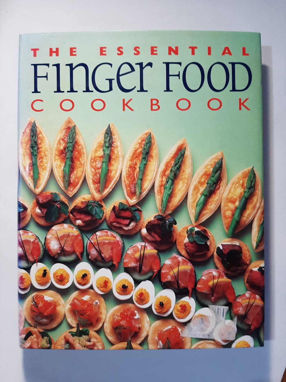 The Essential Finger Food Cookbook - Wendy Stephen